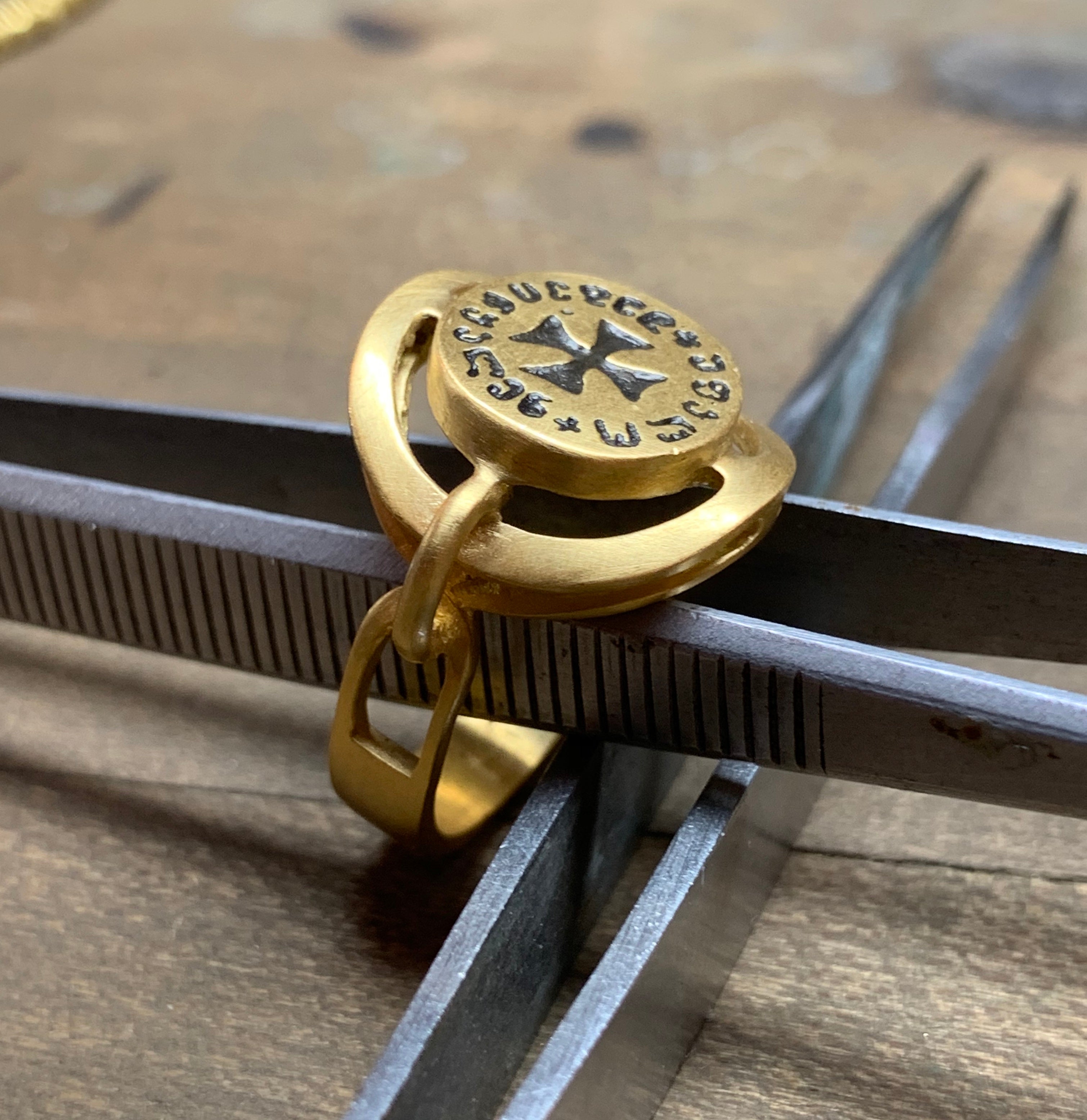 Georgian cross ring | Eli Halili